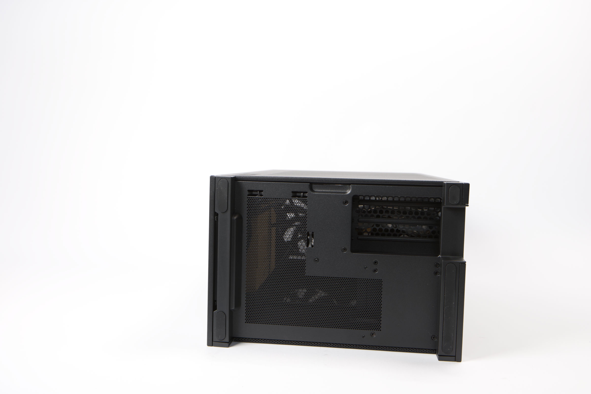 NZXT H2 Flow im Test: Review des Mini-ITX-Towers - PC Masters