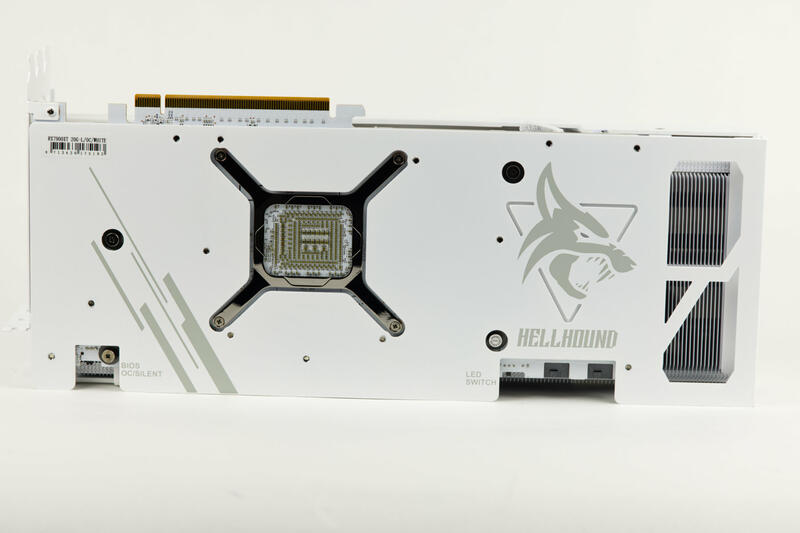 PowerColor Radeon RX 7900 XT im Test als Hellhound Spectral White - PC ...