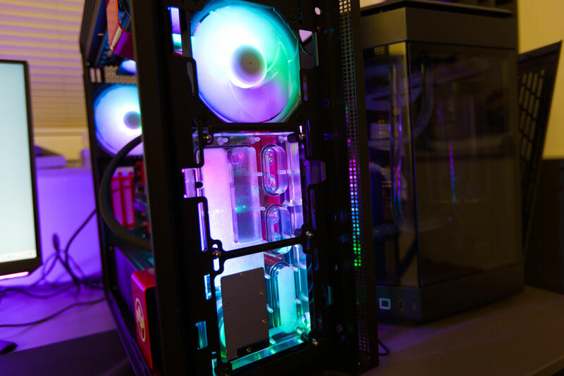 Wasserkühlung für EPYC 9004 Genoa SP5: Alphacool ES Jet 2U - PC Masters